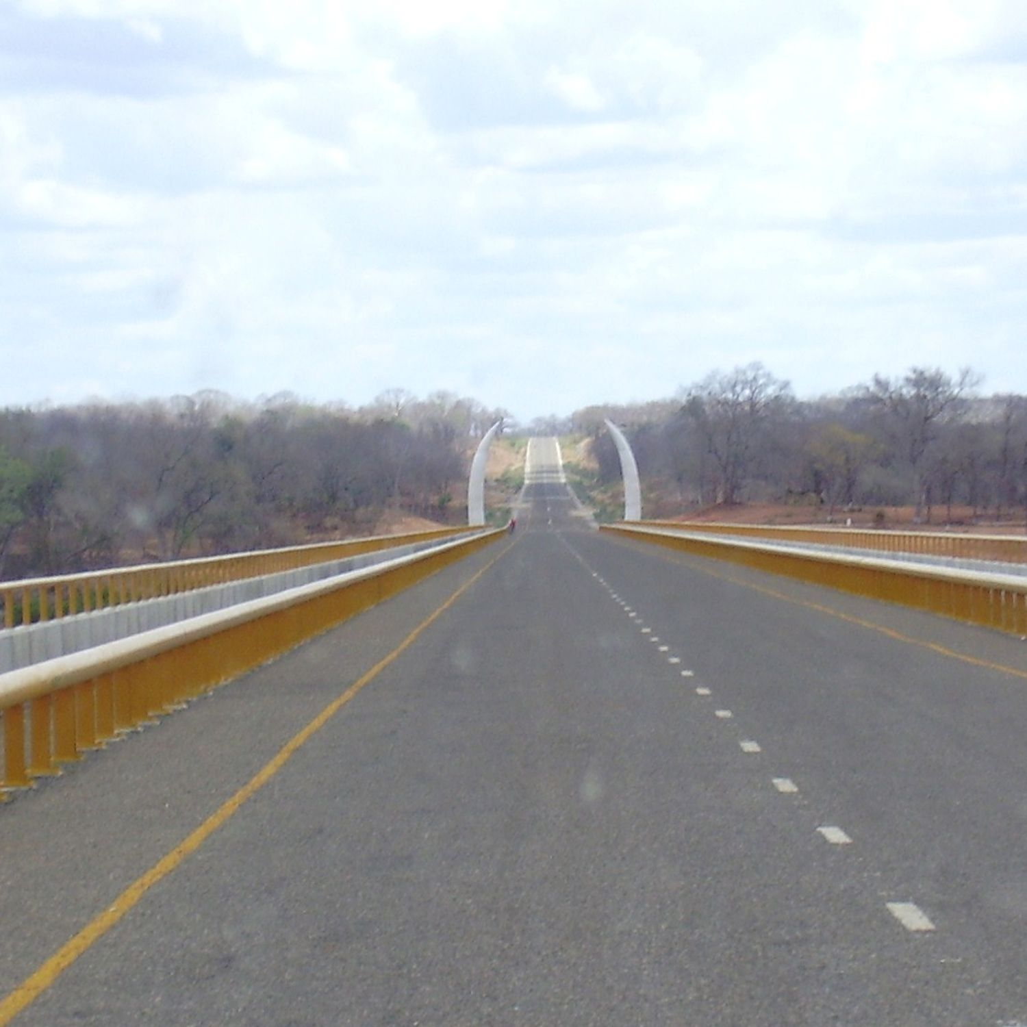 Unity Bridge - International road bridge at Ruvuma River border ...