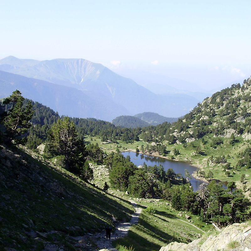 Lac Achard - Lac glaciaire à Chamrousse, France.