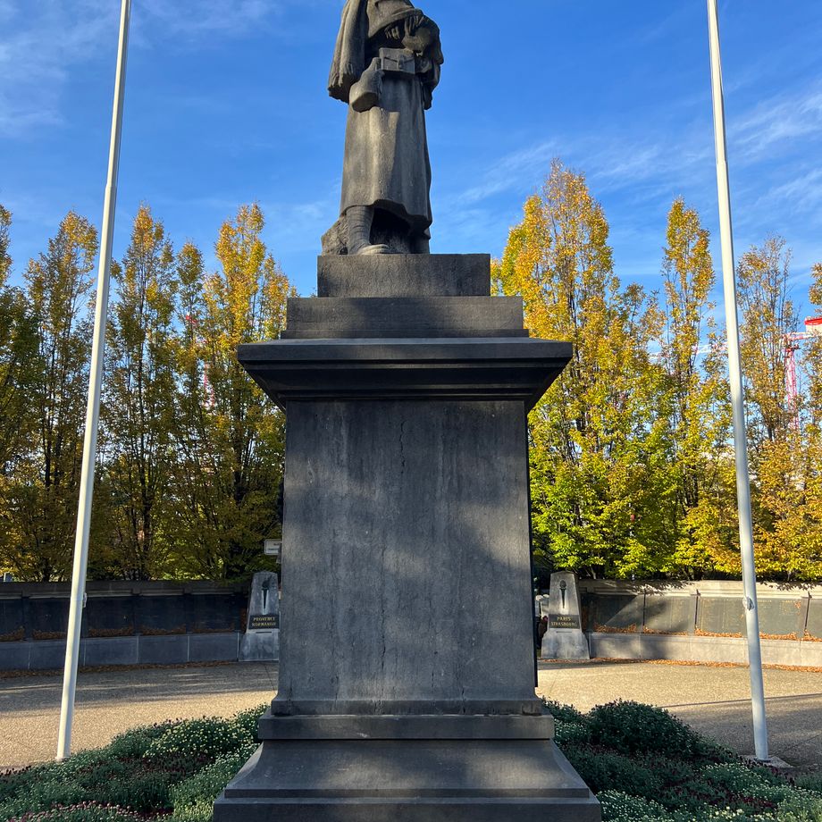 Tour Égée - Gratte-ciel de bureaux à La Défense, France